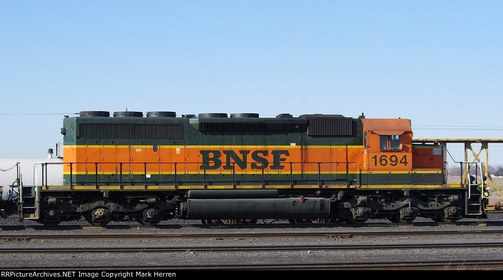BNSF 1694